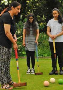 Play Golf Croquet - Croquet England